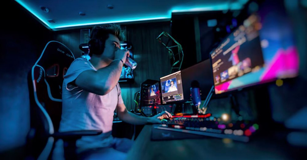 How to Become a Professional Esports Player